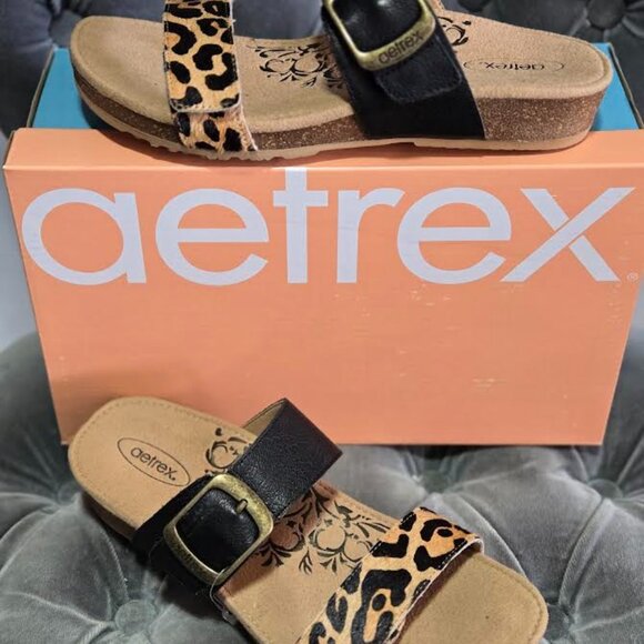 Aetrex | Shoes | Aetrex Daisy Leather Sandal Size 75 | Poshmark